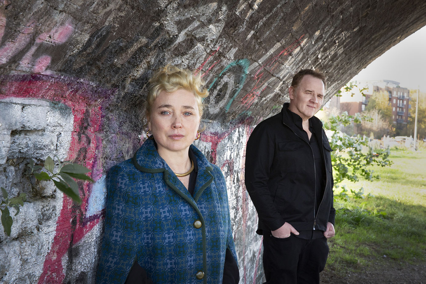 Lisa Knapp & Gerry Diver - The Vale